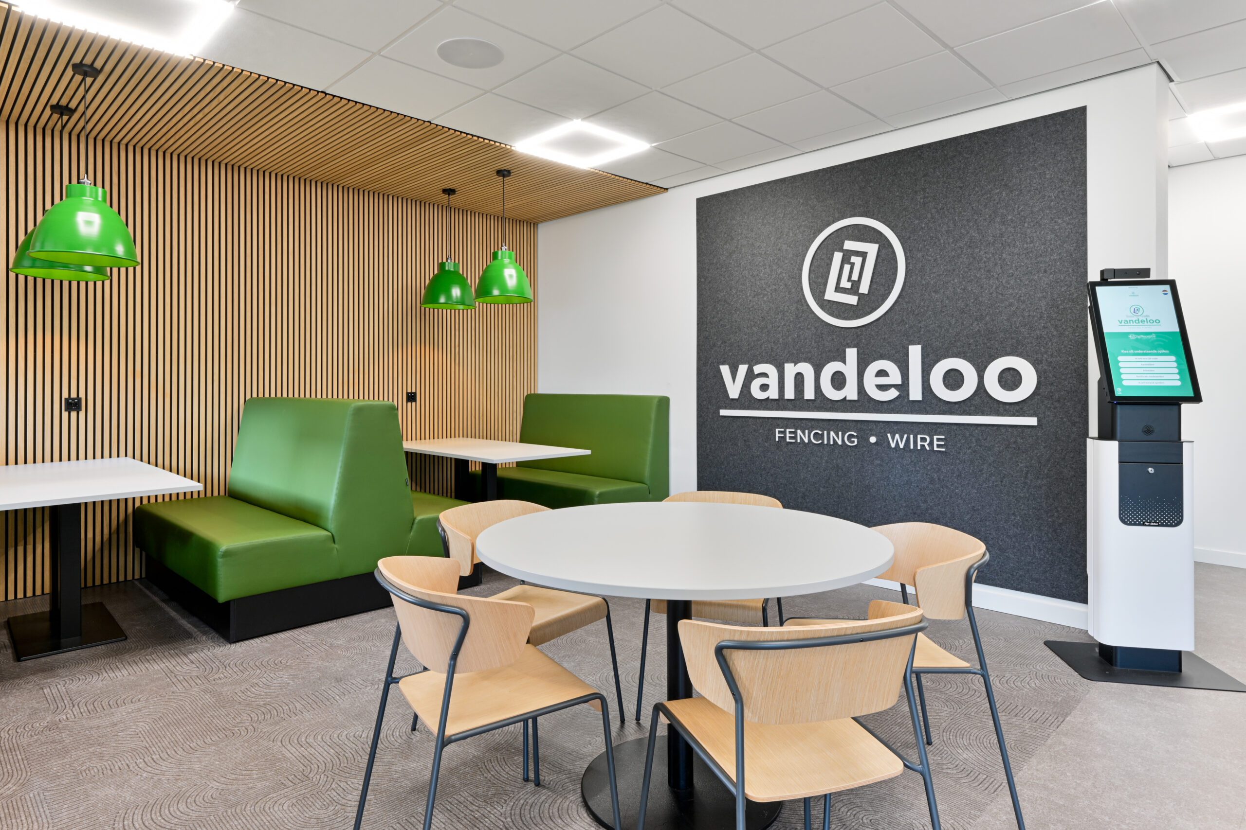 Vandeloo Wire & Fencing - TwoWork